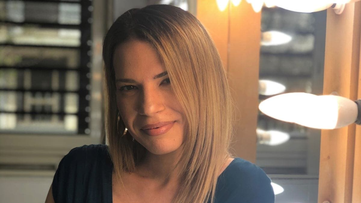 Κέλλυ Βρανάκη: “Πάντα όταν το δωμάτιο είναι πιο σκοτεινό, το φως ...